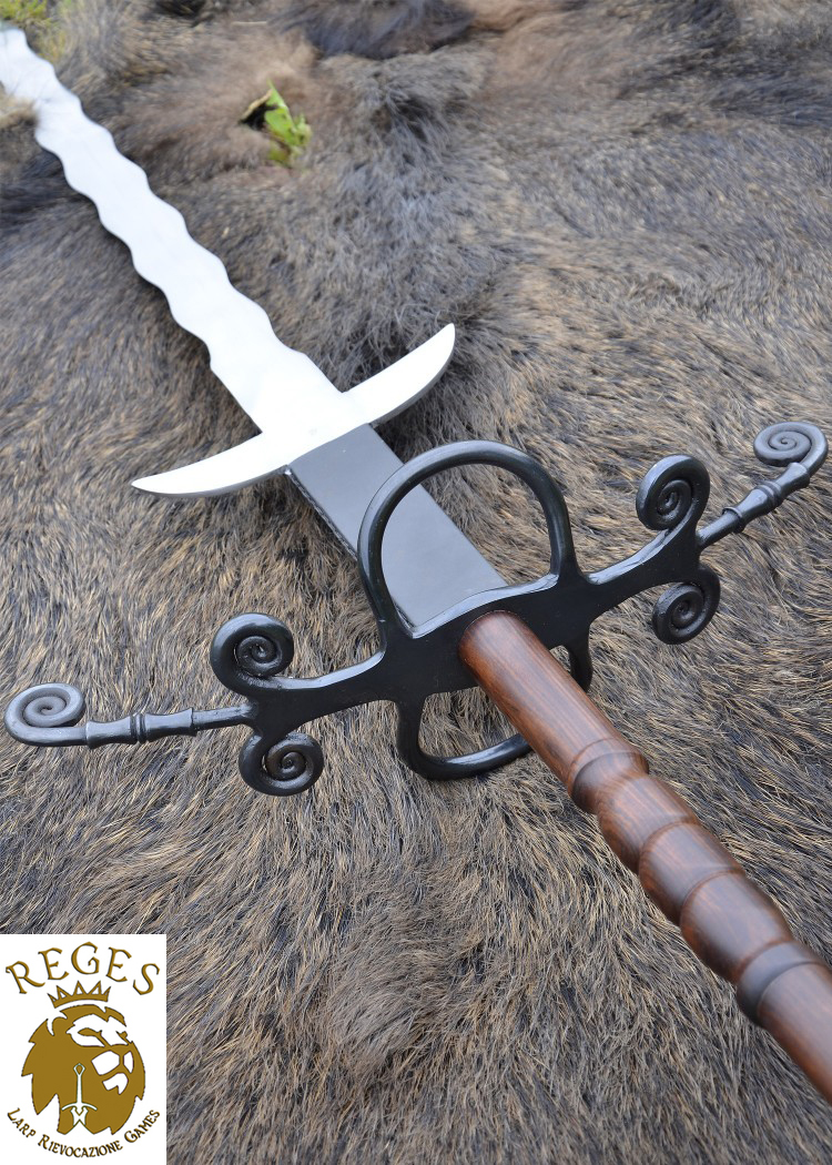 Spadone a due mani, Flamberga, 147 cm – REGES Larp e Rievocazione